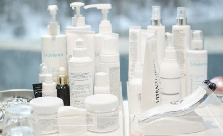 Los cosméticos de farmacia más buscados este año - NumeroCero